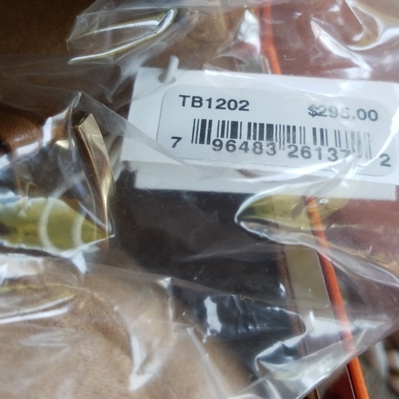 Tory Burch | Accessories | Tory Burch Collins Watch Gold Brown Bnib ...